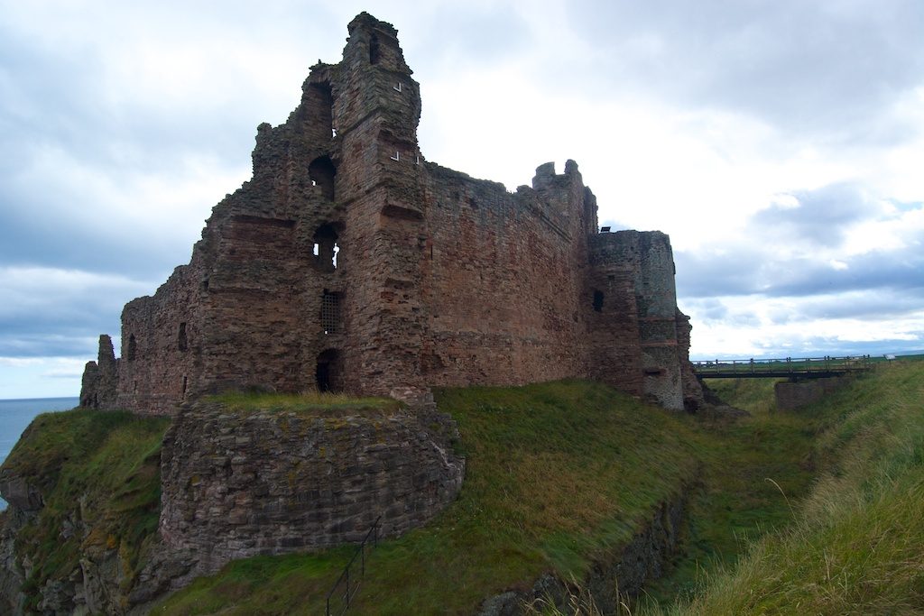 Tantallon Castle: symbol of strength – The Hazel Tree