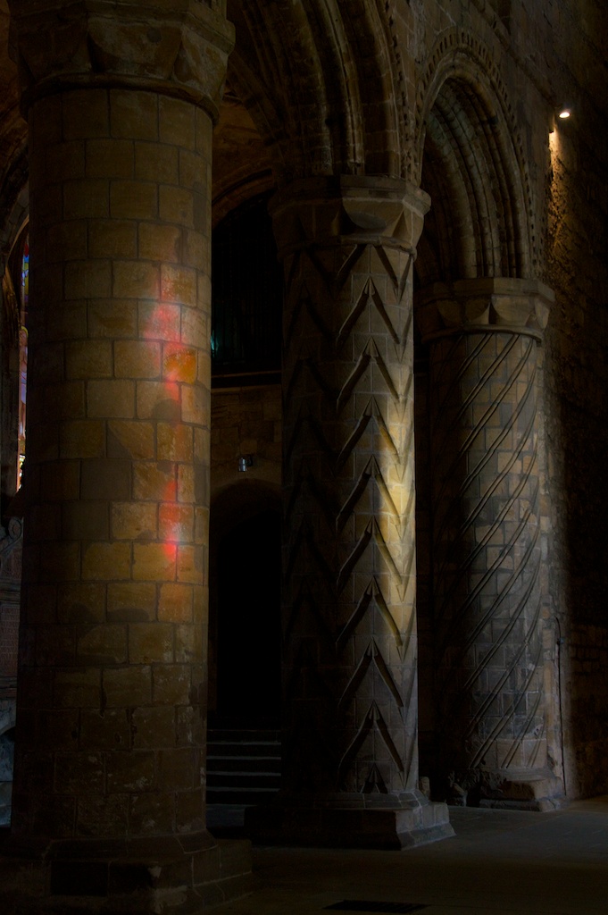 Dunfermline Abbey (part 1): echoes of majesty – The Hazel Tree