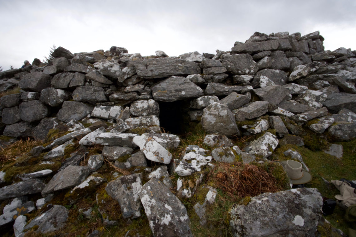 Torinturk and the fort of the black dog – The Hazel Tree