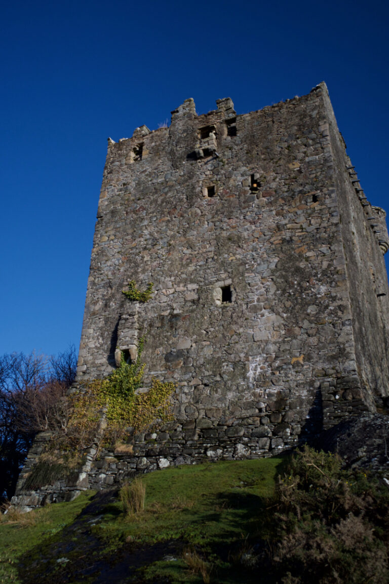 Lochbuie Stone Circle and Moy Castle, Isle of Mull – The Hazel Tree